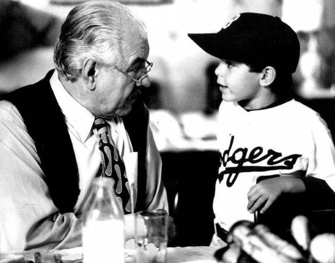 Louis Zorich, 1924-2018 | Mike O'Connell